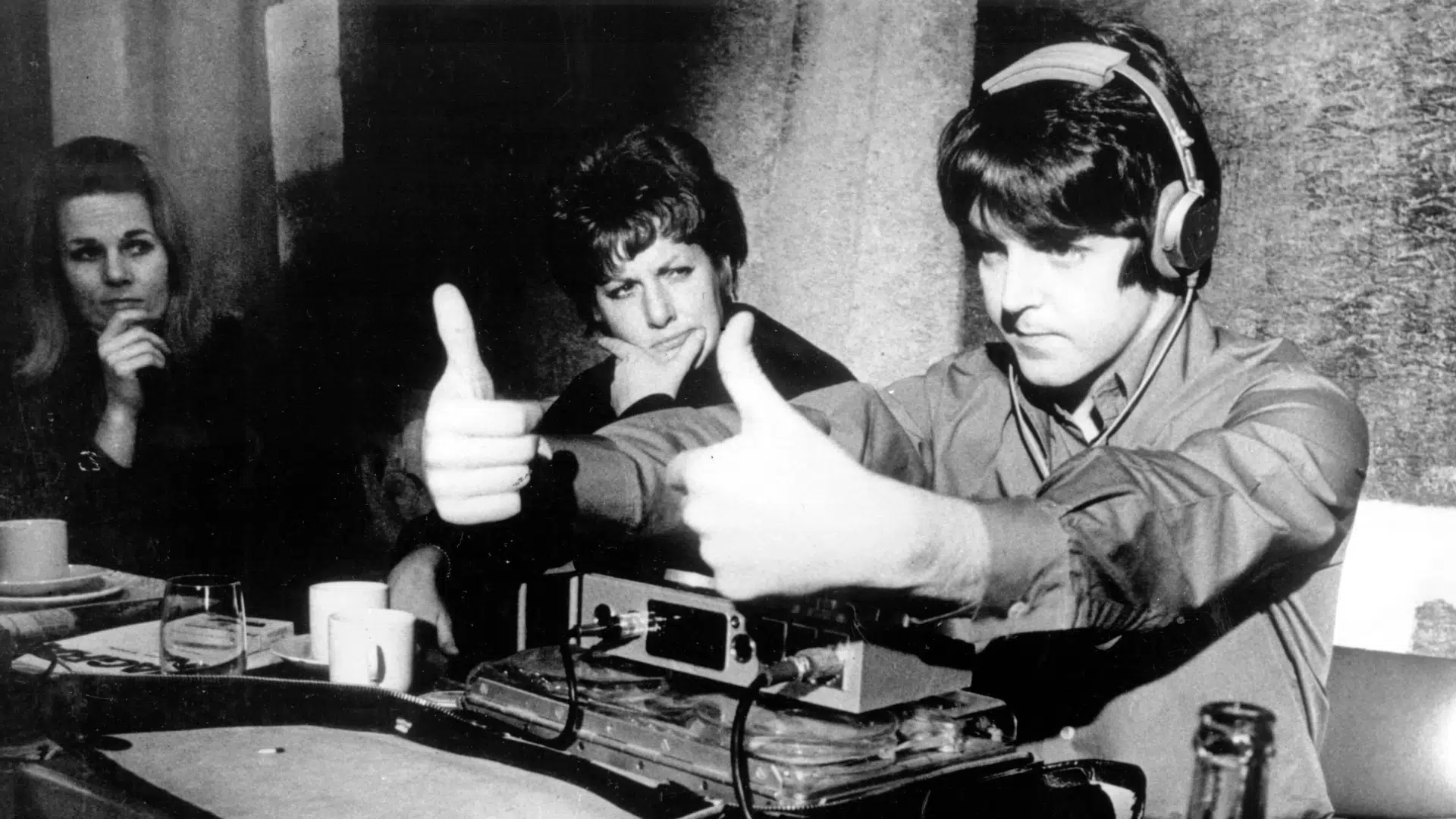 "Flying" des Beatles : chanson sans paroles écrite par les 4 membres ...