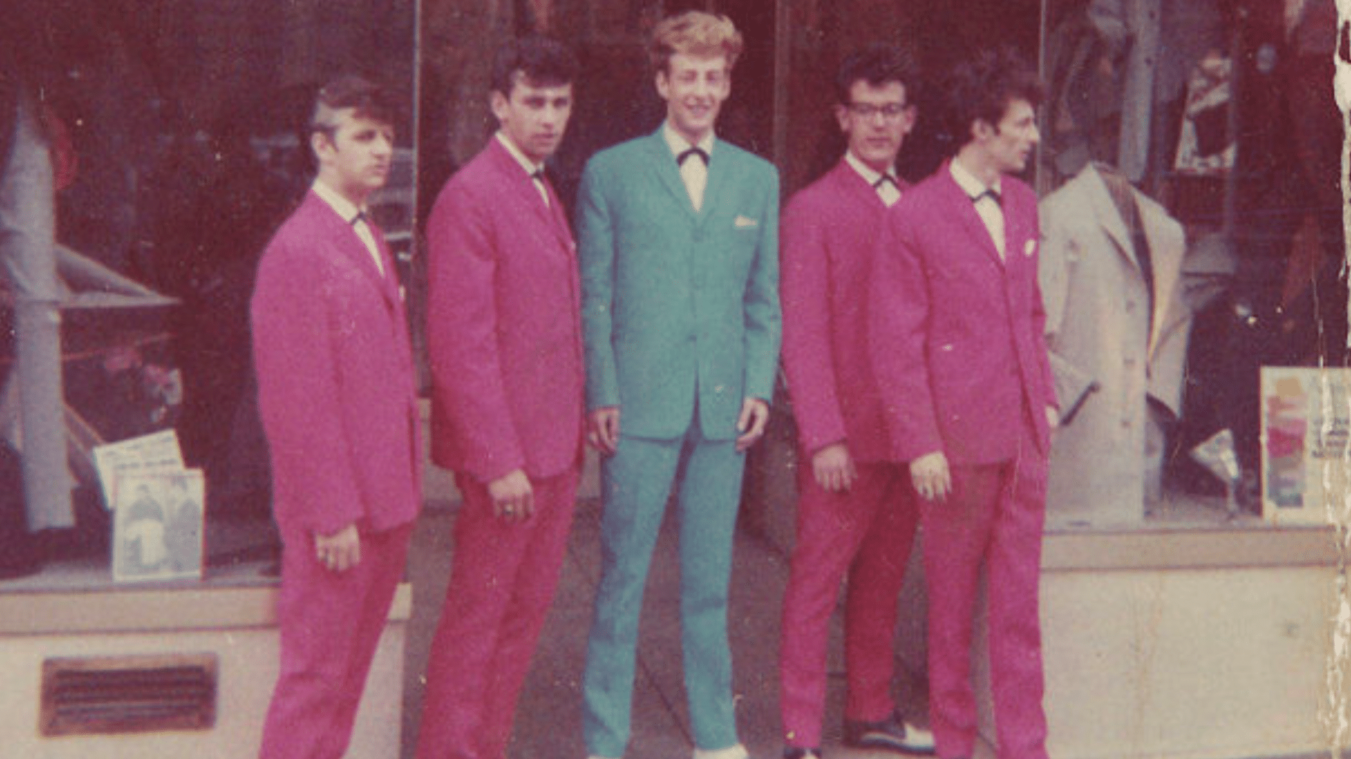 Rory Storm & The Hurricanes - Vente aux enchères du costume de Johnny ...