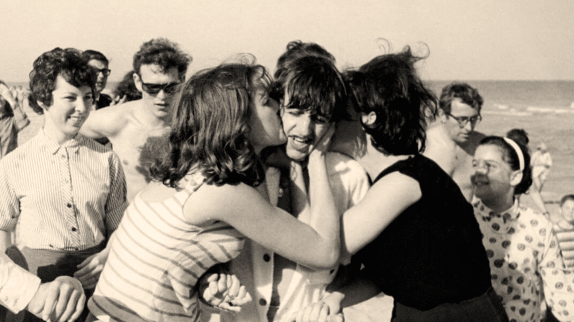 Mick Jagger s'est battu physiquement avec un fan de Ringo Starr en colère